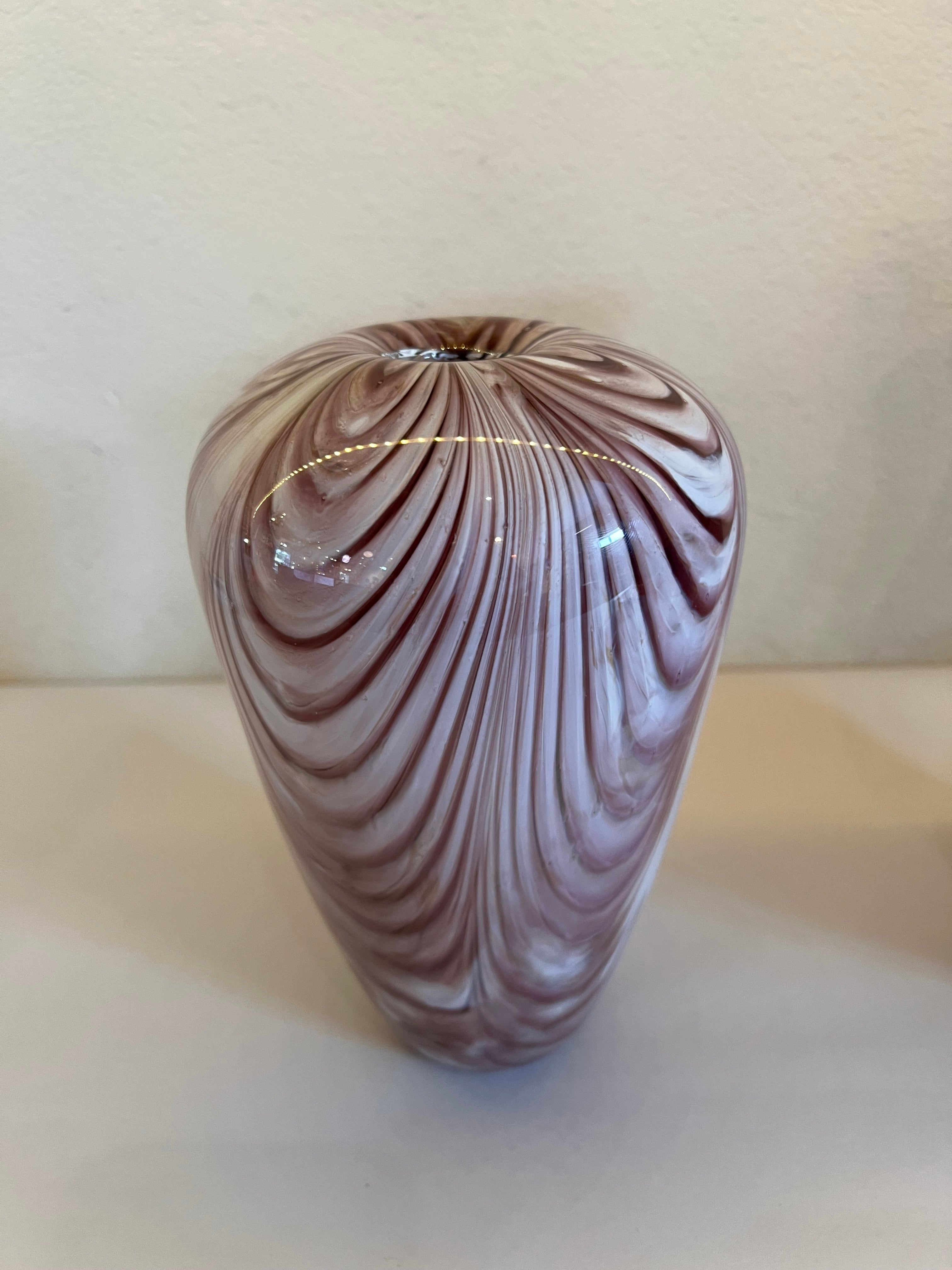 Purple Feather Short Puff Vase Artpiece – Wimberley Glassworks Store